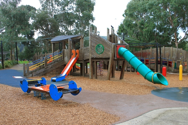 Hays Paddock | Playground Finder