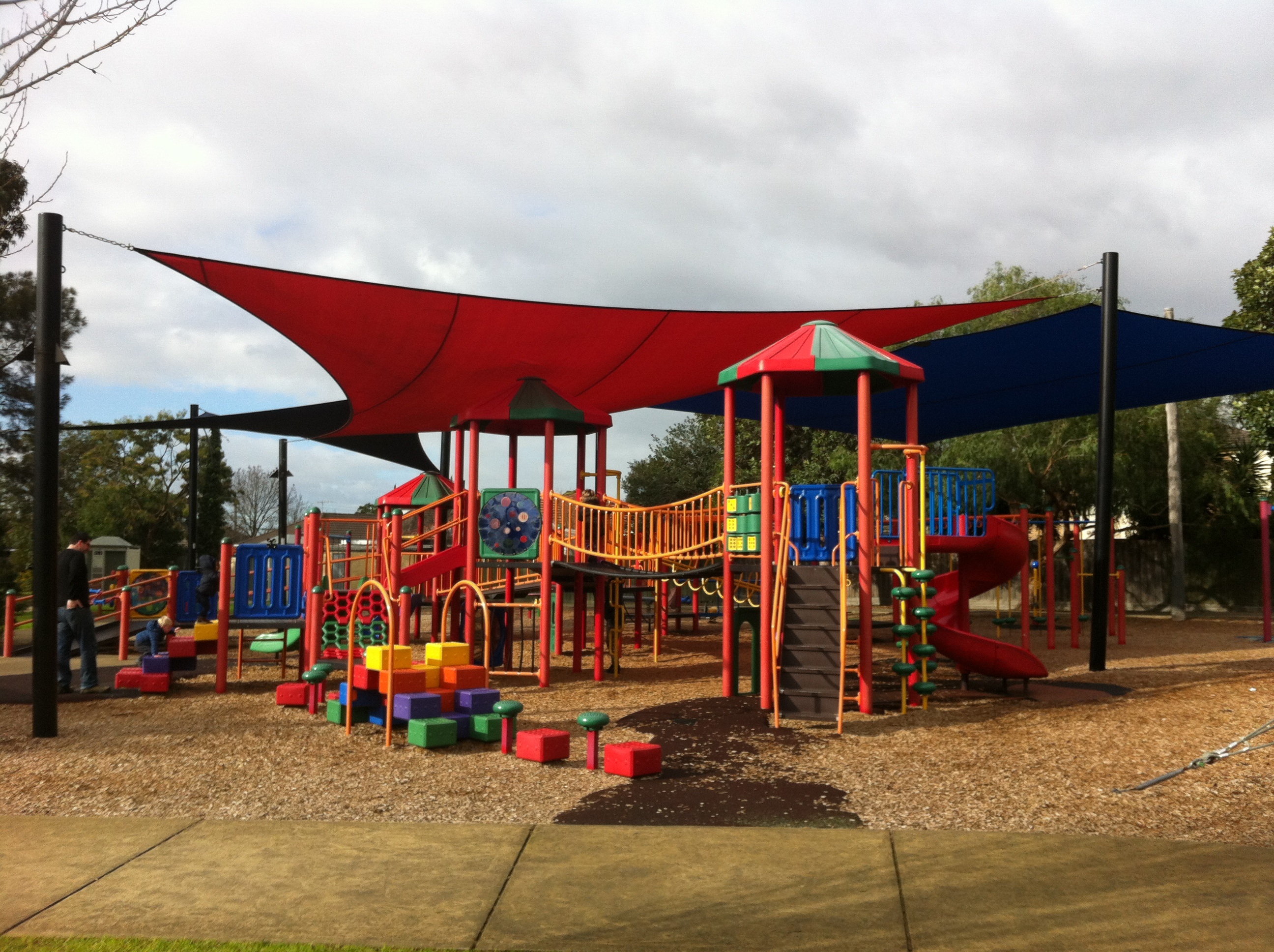 Halley Park | Playground Finder