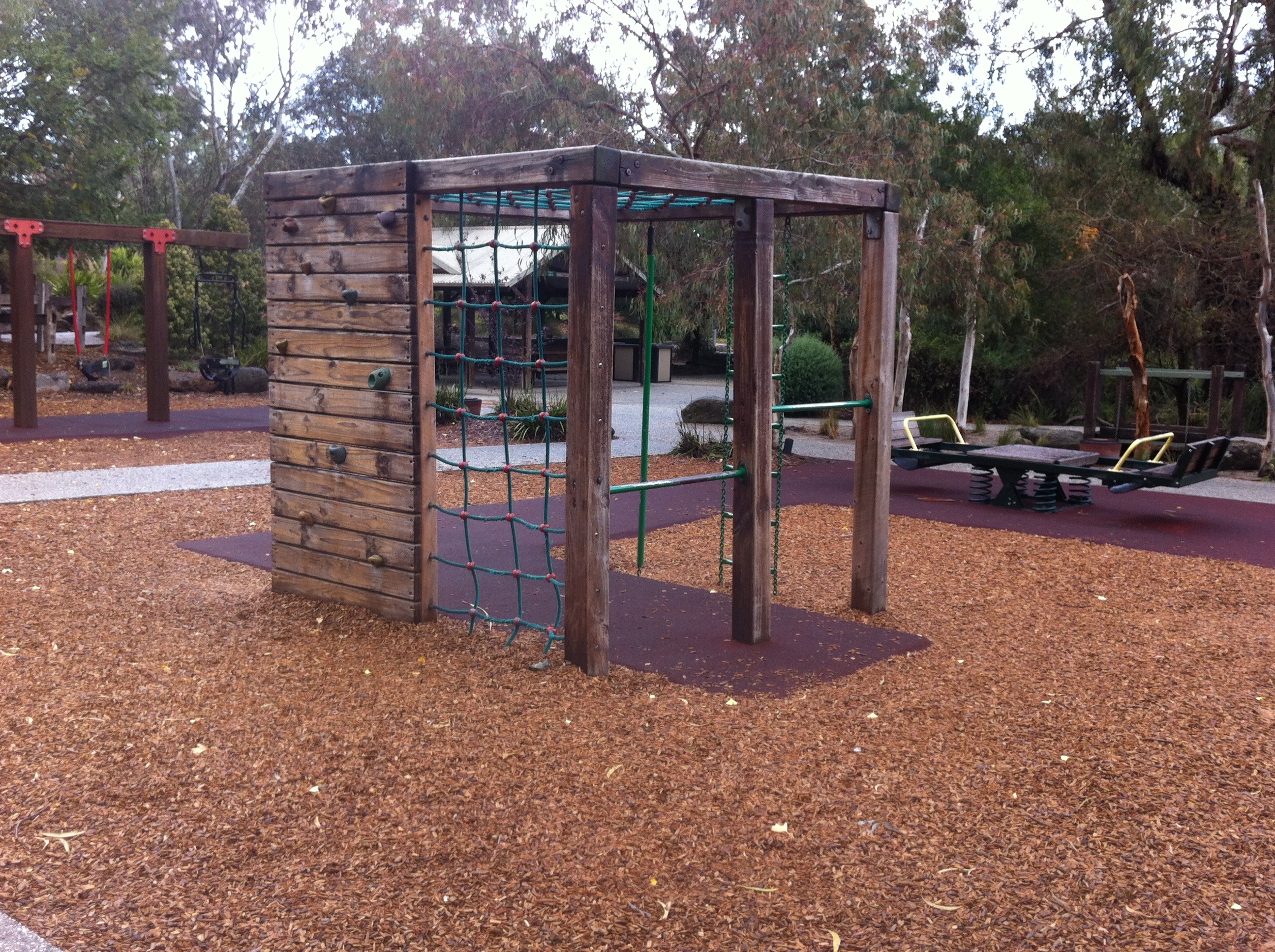 Wombat Bend | Playground Finder